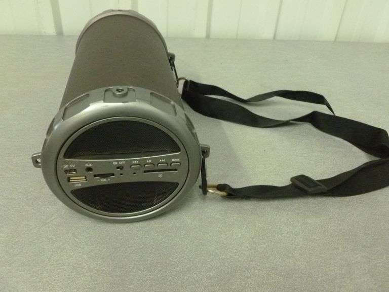 Sound Logic XT Blue Tooth Speaker - Oberman Auctions