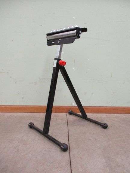 WolfCraft Adjustable Height Work Stand - Oberman Auctions