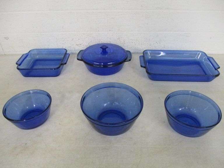 6 Pcs. of Blue Anchor Hocking Bake & Kitchenware - Oberman Auctions