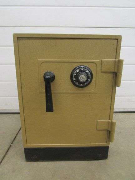 Meilink Combination Safe On Wheels - 1 Hour Rating - Oberman Auctions