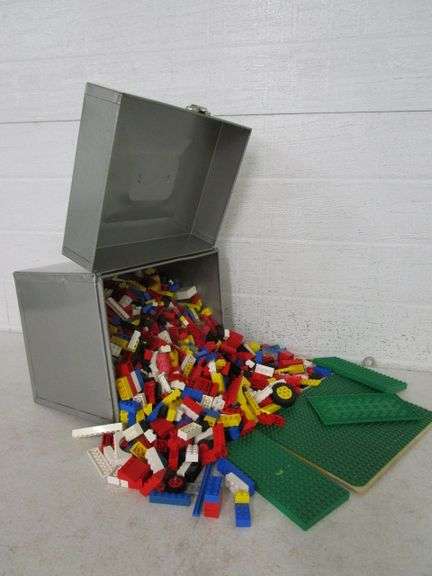 Steel File Box Full of Legos - Oberman Auctions