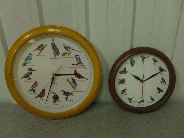 (2) Battery Operated Bird Clocks / 13.5" Audubon Society - Oberman Auctions