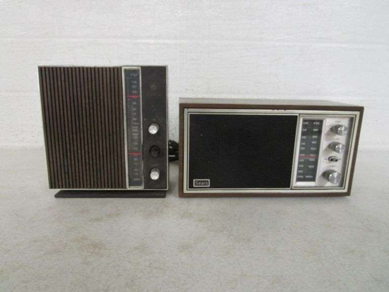 GE & Sears AM/FM Radios - Both Work - Oberman Auctions
