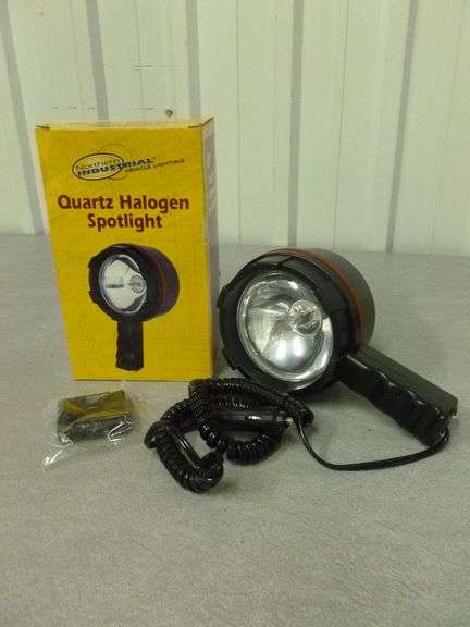 New Northern Industrial - Quartz Halogen 12V. Spotlight - Oberman Auctions