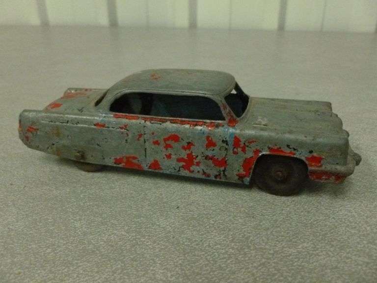 Vintage Tootsie Pressed Steel Car - 5.5" L - Oberman Auctions