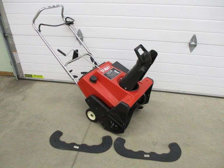 Toro CCR 2000E 2 Cycle Snow Blower w/Extra New Rotor Blades - Oberman ...