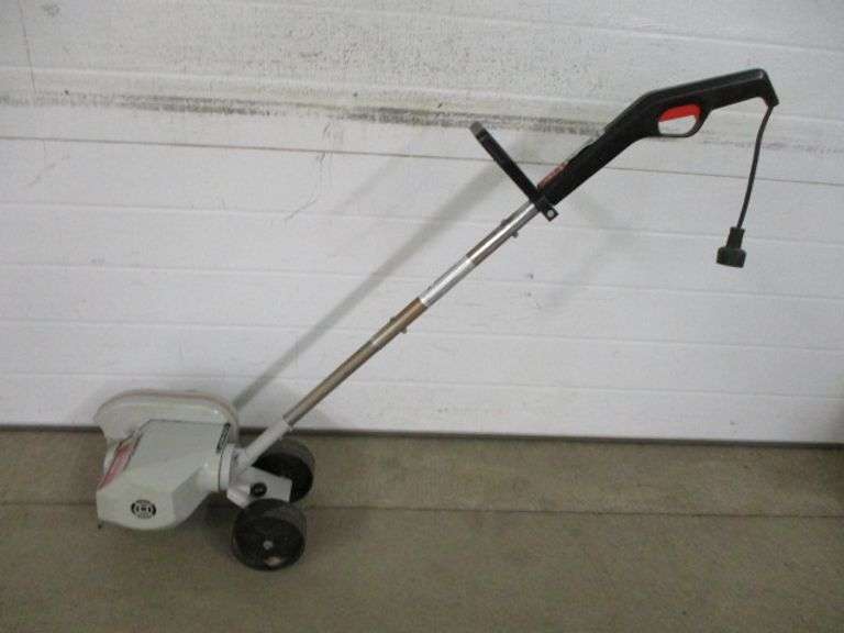 Craftsman Electric Lawn Edger - Oberman Auctions