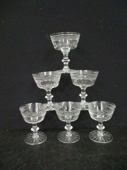 6 - Cut Crystal Goblets 4.25" Tall (2 Have Rim Chips) - Oberman Auctions