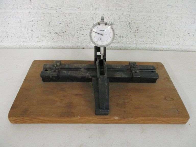 Phase II Dial Indicator - Oberman Auctions