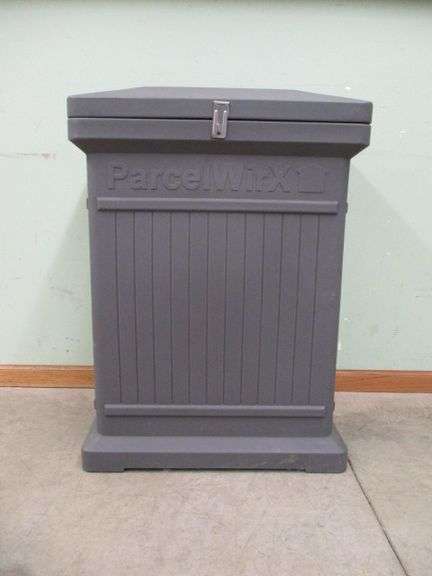 Parcel Wirx Molded Plastic Parcel Delivery Box - Oberman Auctions