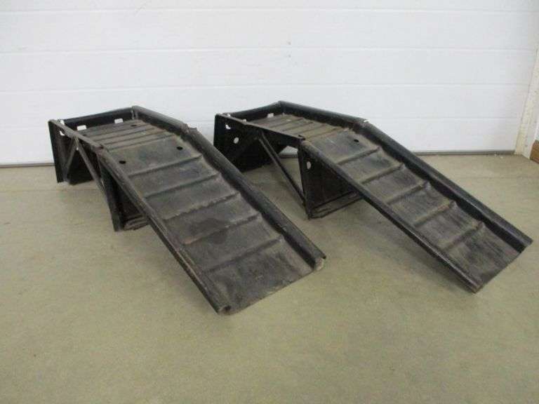 Pair of NAPA Steel Car Ramps - 9000 Lb. Capacity For Pair - Oberman ...