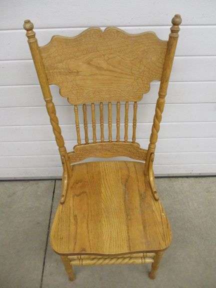Set of 4 Oak Pressed Spindle Back Chairs - Oberman Auctions