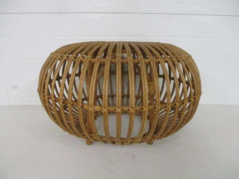 Round Rattan Ottoman - Oberman Auctions