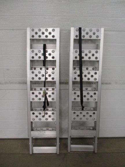 Pair of Highland Aluminum Loading Ramps - Oberman Auctions