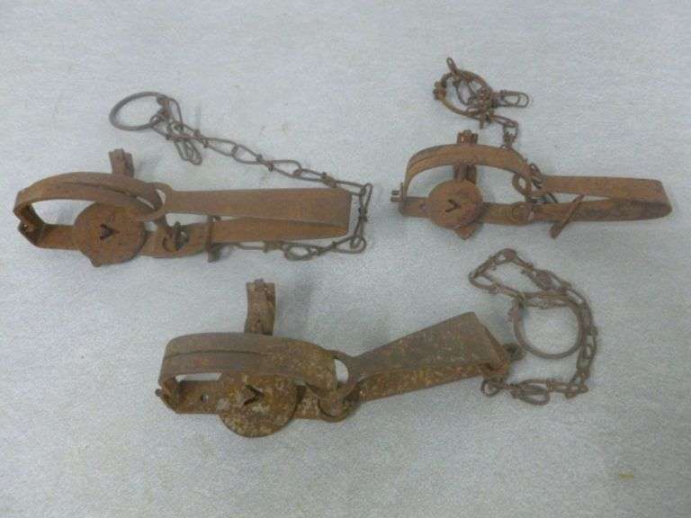 (3) Vintage Victor Leg Traps - 8" L - Oberman Auctions