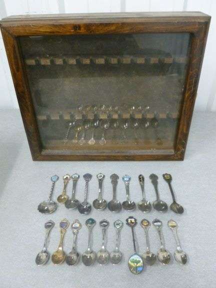 Nice Souvenir Spoon Display Case / With (20) Collector Spoons - Oberman ...