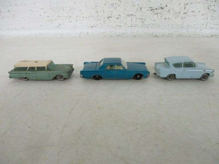 12 - Early Matchbox Diecast Vehicles - 9 Have Gray Wheels - Oberman ...