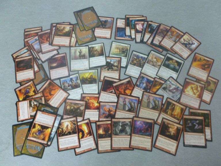 Large Group Of Magic The Gathering Trading Cards - Oberman Auctions