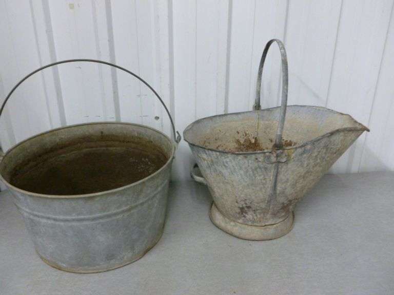 Vintage Galvanized Steel Tub / Coal Bucket For Decor / Planters ...
