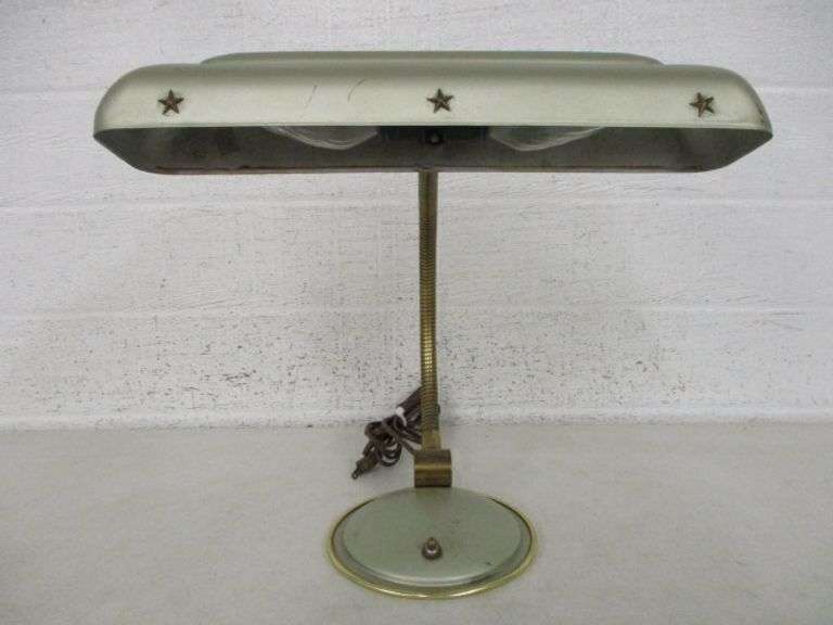MCM Flexible Arm Desk Lamp - Oberman Auctions
