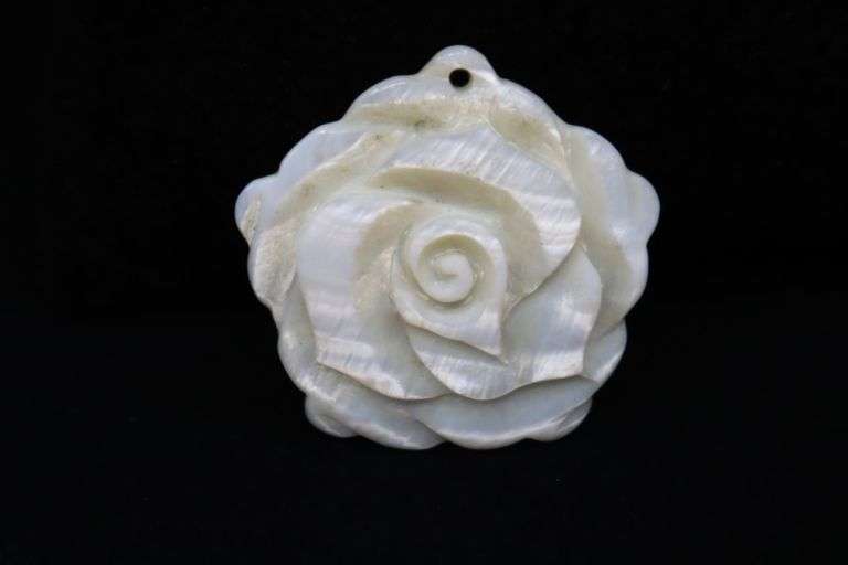 Carved Shell Rose Pendant (un-mounted) - Pacific Auctions And Appraisals