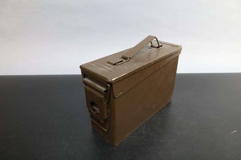 260 X 7.62MM ROUNDS + METAL AMMO BOX, AUSTRALIAN GOVERNMENT 300 ...