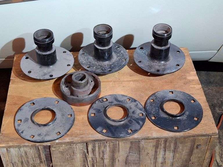 Ford Model T Wood Wheel Hubs - Pacific Auctions And Appraisals