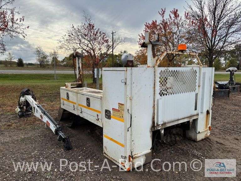 11' Service Body With Crane Boom. - Elsenpeter Auctions & Real Estate ...