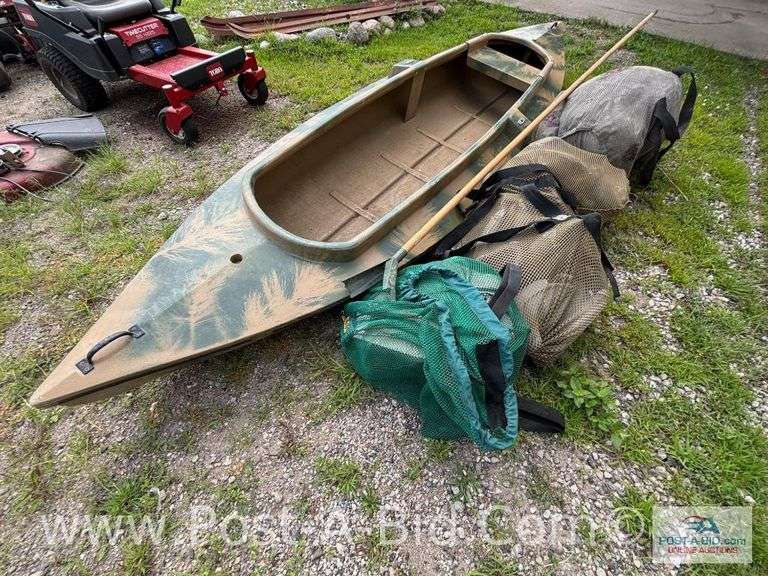 Carstens Mallard Duck Boat 13' With Push Pole, Owner Stated "18 Magnum ...