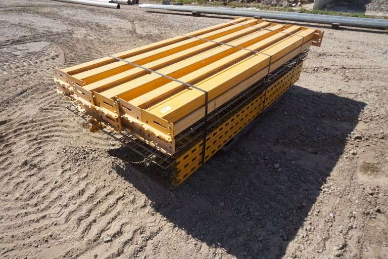 Lot Of Pallet Racking 3-3' x 7' Keystone Uprights With 92" Cross Arms ...