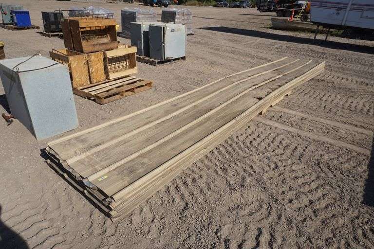 26-Sheets 20' Beige Classic Rib Sheet Metal. - Elsenpeter Auctions ...