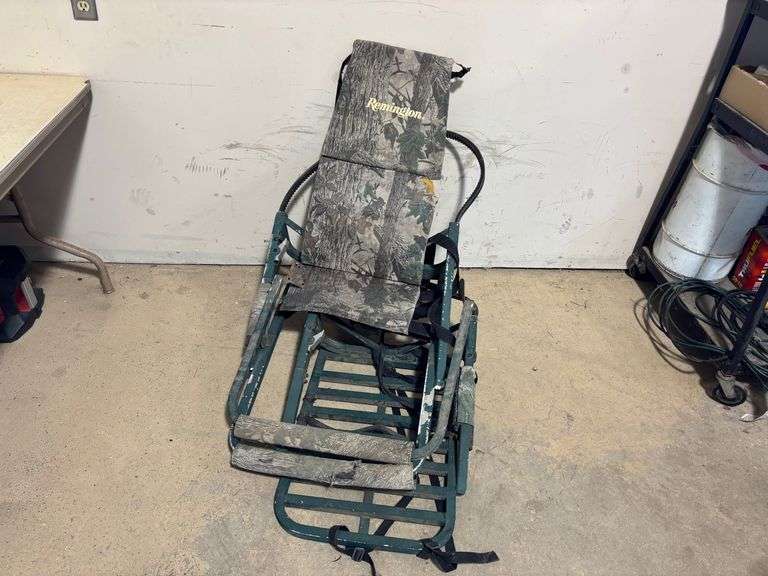 Remington Climbing Stand. - Elsenpeter Auctions & Real Estate, Inc. dba ...
