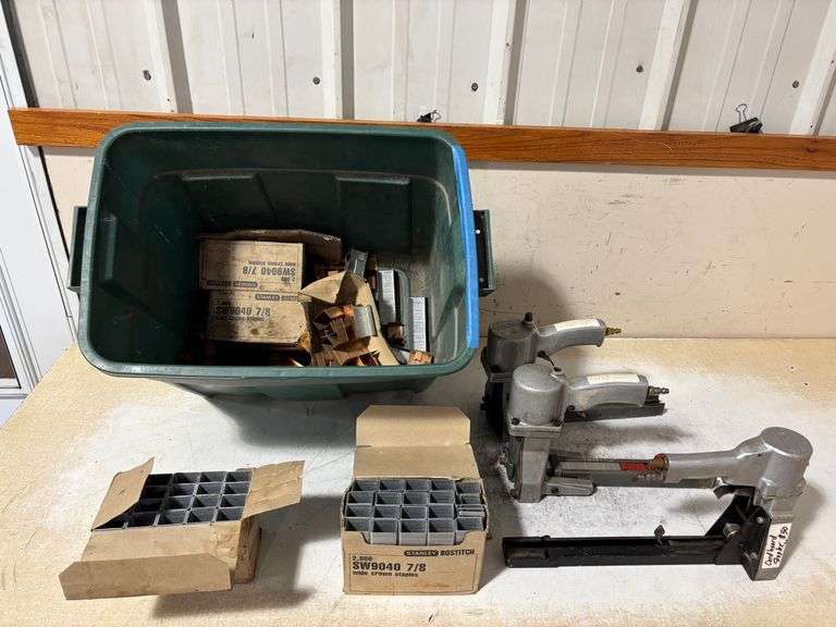 3-Air Powered Cardboard Staplers And 5 Boxes Staples. - Elsenpeter ...