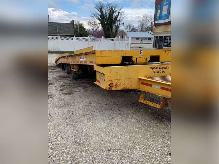 2011 Felling 24,000 lb payload, air brakes, pental hitch, 8 foot 4 ...