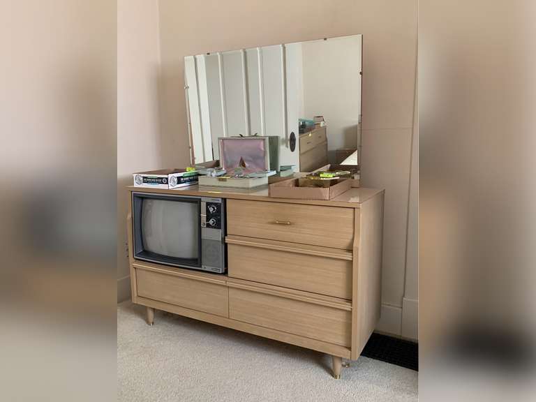 50s Blonde Dresser with 15 inch tube type tv - Parrott Marketing Group