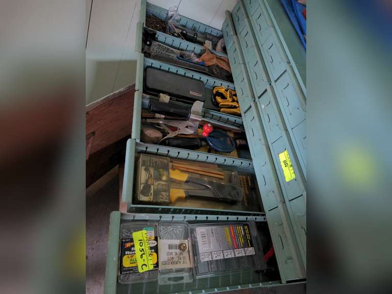 Contents of green Hardware organizer, pop rivet tool, torque wrench ...