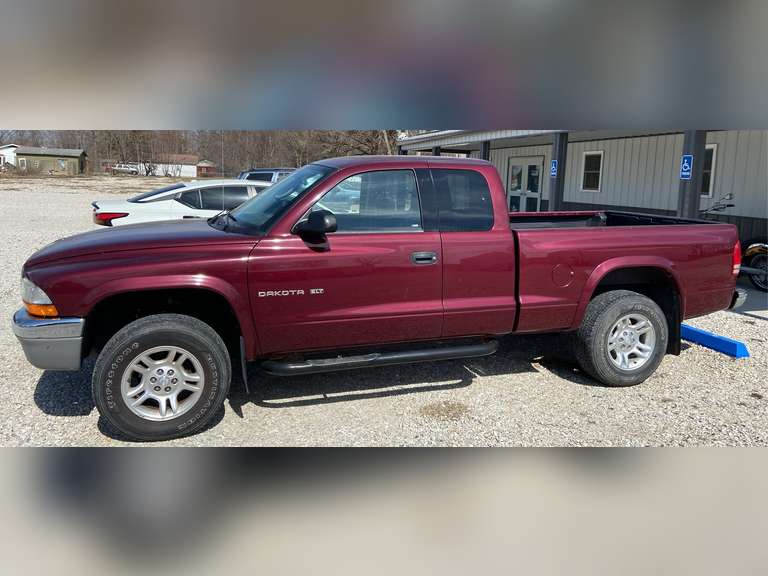 2002 Dodge Dakota Club Cab SLT 4X4 ( RESERVE HAS BEEN MET! THIS ...