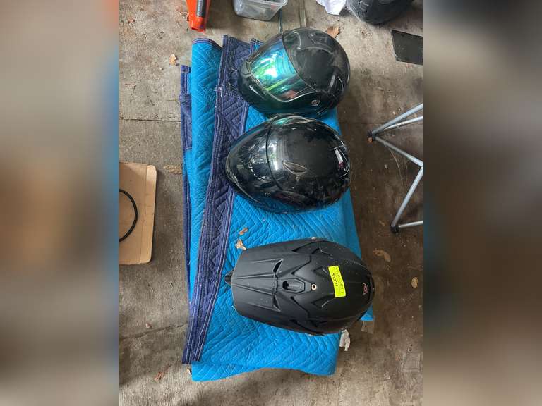 3 Motorcycle Helmets and Packing Blanket - Parrott Marketing Group