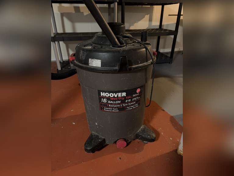 Hoover 2 Tank (one Dry, one Wet) Roll Around Shop Vac, 16 Gallon, 216 ...