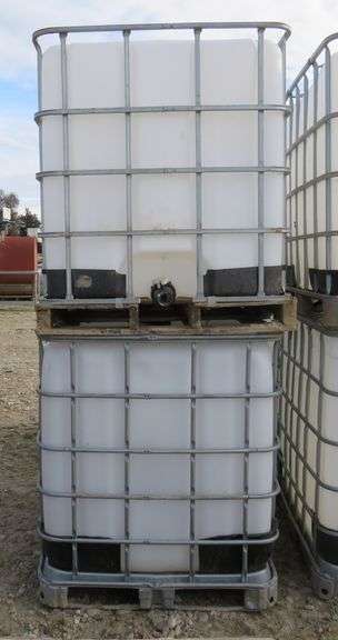 T-193 Poly Totes (2) - Pickett Auction Service