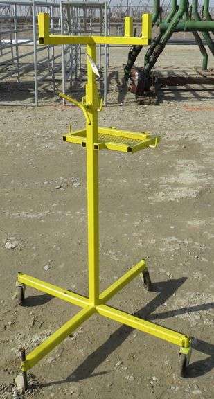 V-728 Adjustable Oil Catch Stand - Pickett Auction Service