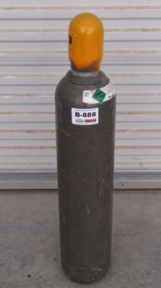 B-888 Carbon Dioxide Tank - Pickett Auction Service