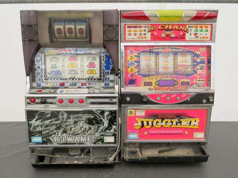E-1302 Slot Machines (2) - Pickett Auction Service
