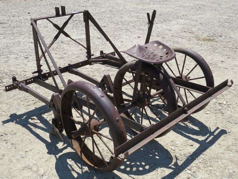 E-1487 3 Row Corrugator - Pickett Auction Service