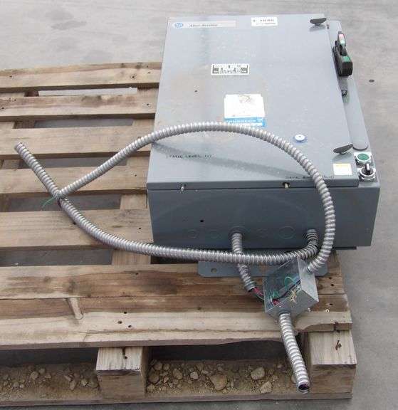 E-1048 Allen - Bradley Electrical Box - Pickett Auction Service