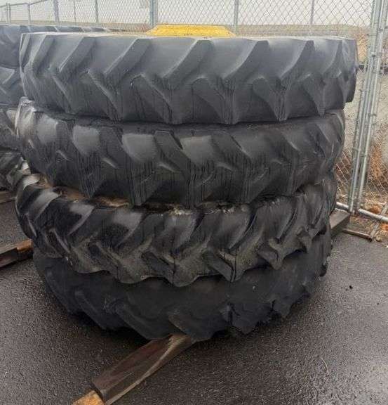 R-360 Set of John Deere Rear Duals - Pickett Auction Service