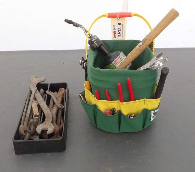 E-1248 Hand Tools - Pickett Auction Service