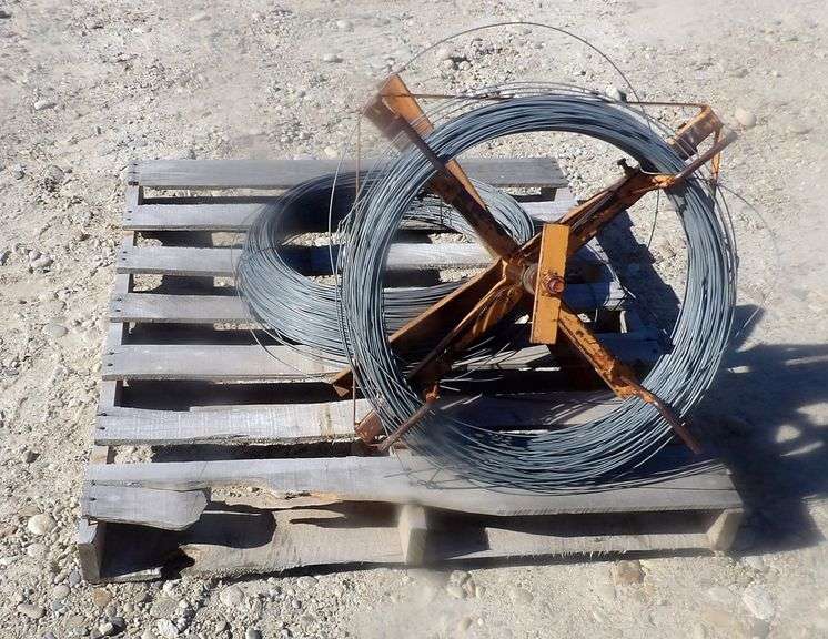 E-1190 Wire Rolls - Pickett Auction Service