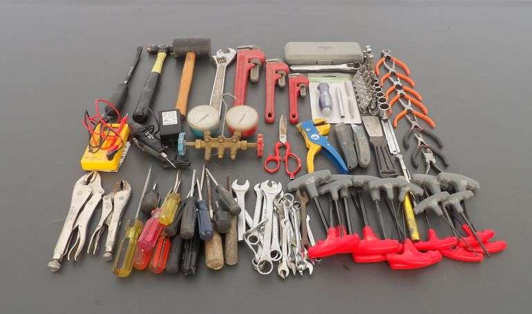V-529 Wrenches + Hammers + Shop Tools - Pickett Auction Service