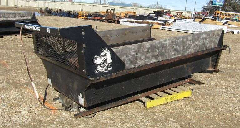 V-723 Dump Bed Insert - Pickett Auction Service